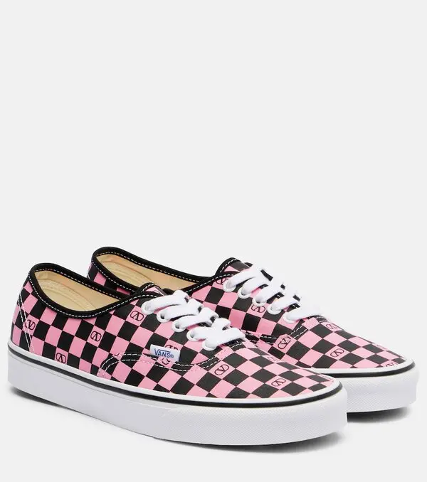 Valentino Garavani Vlogo Checked Sneakers - Pink