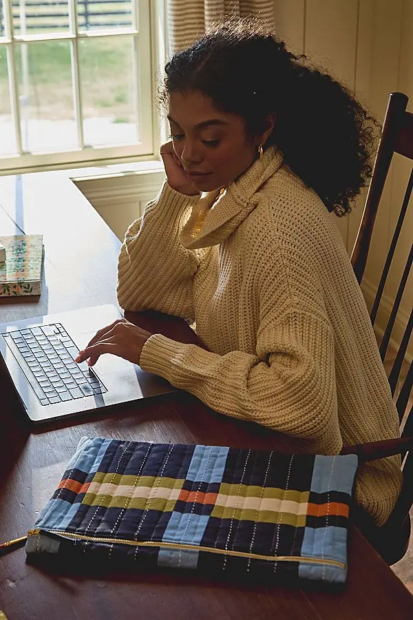 ANCHAL Lattice Laptop Sleeve - Navy