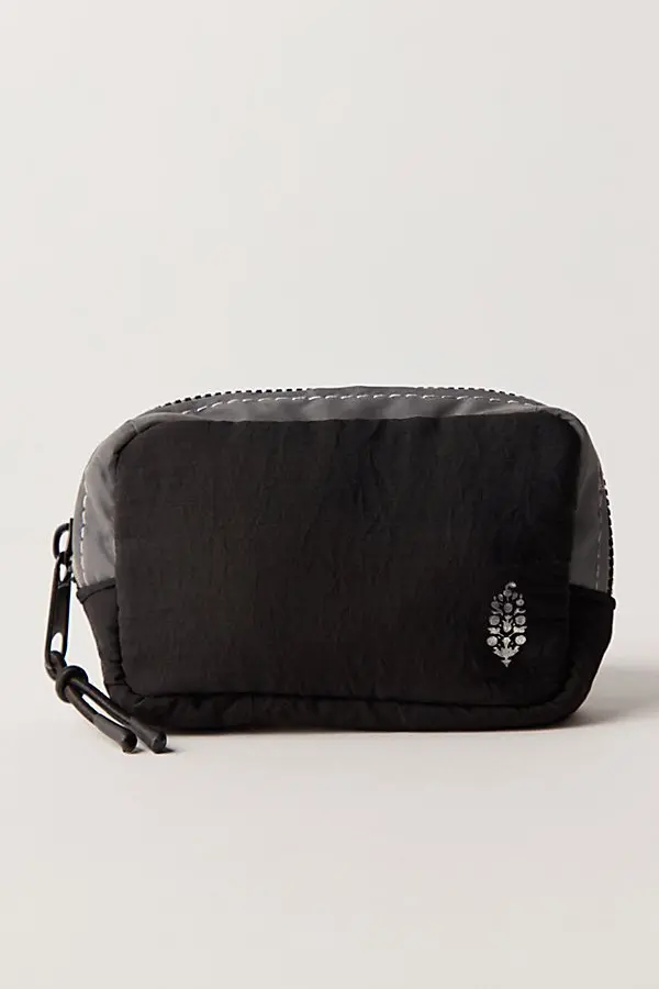 Free People Run About Pouch - Black