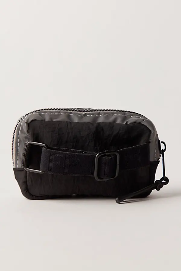 Free People Run About Pouch - Black