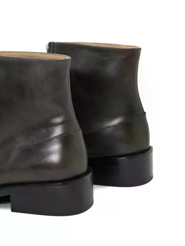 PARACIA Leather Ankle Boots