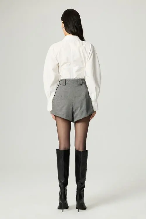 NOCTURNE Belted High-waist Mini Shorts