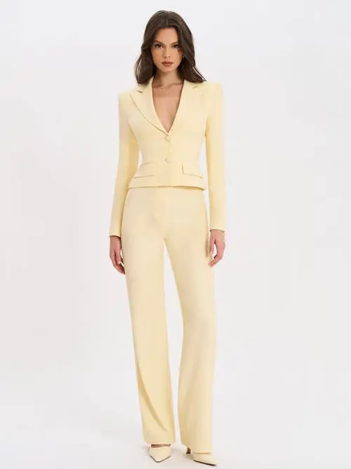 MISS CIRCLE NEW YORK Tailored Slim Blazer