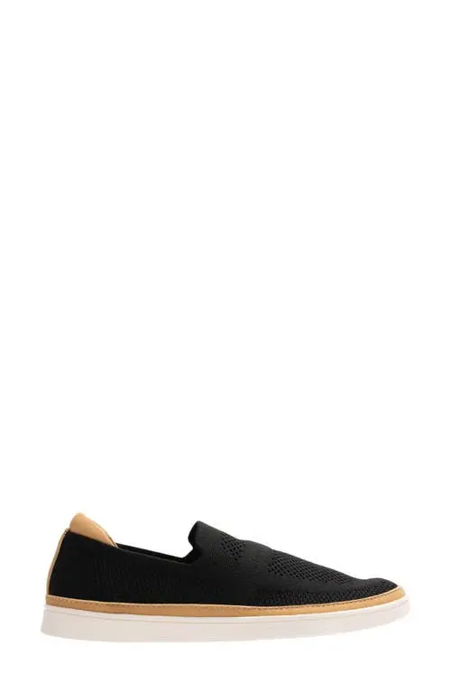 REVITALIGN Mariner Soho Slip-on Sneaker - Black
