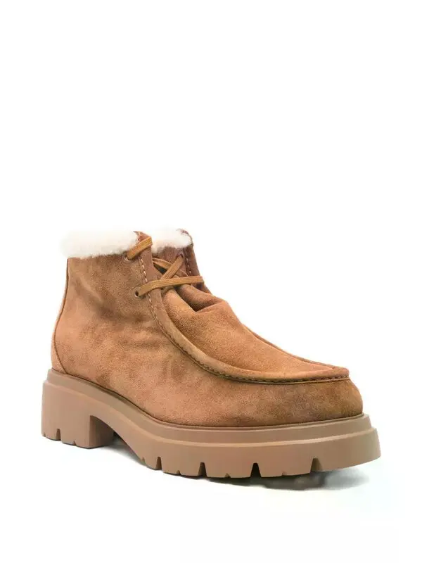 STUART WEITZMAN Hudson Shearling Chukka Boots