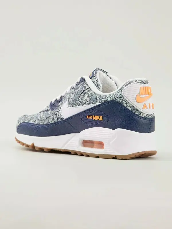 Nike Air Max 90 Sneakers