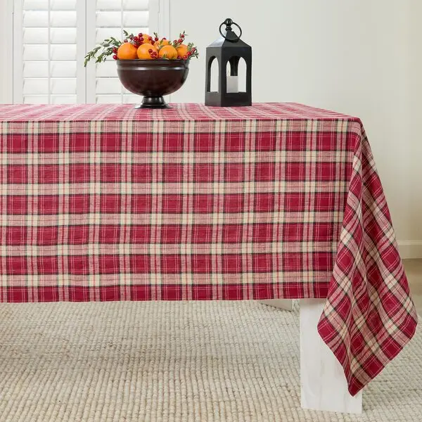 SOLINO HOME Linen Tablecloth Plaid - Burgundy