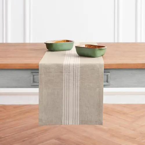 SOLINO HOME Linen Table Runnerfarmhouse - White And Natural