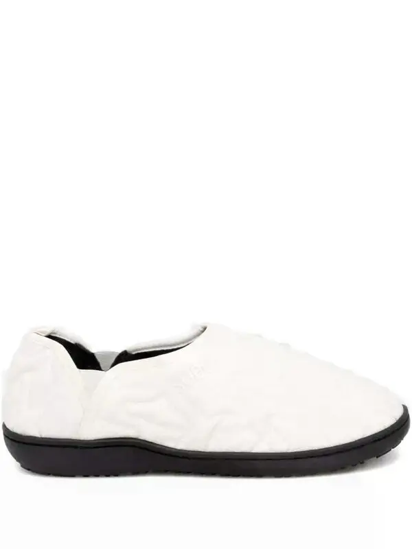SUBU Quilted Slip-on Slippers