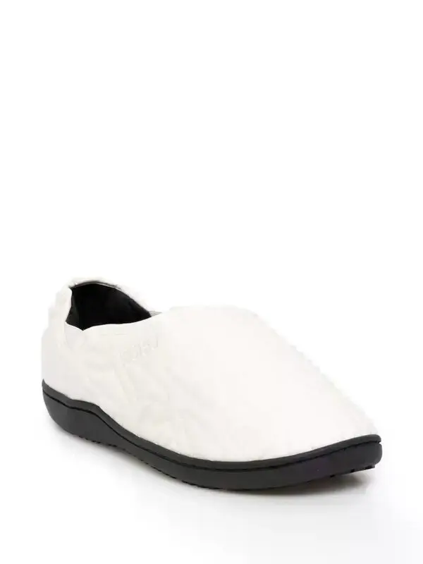 SUBU Quilted Slip-on Slippers