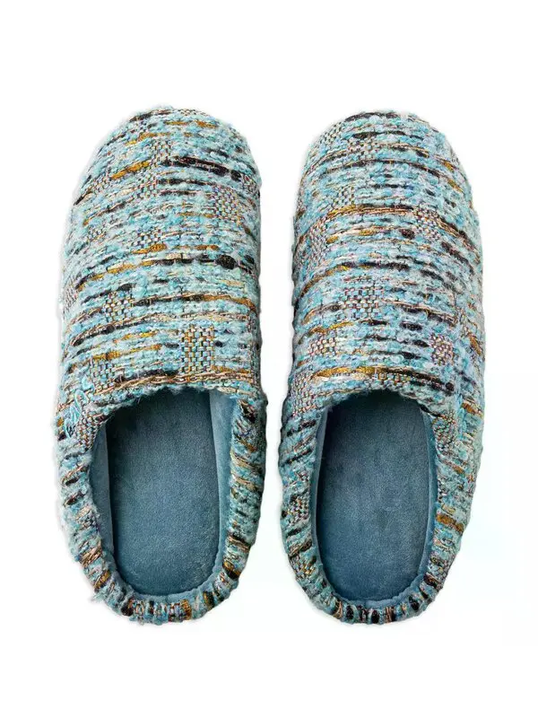 SUBU Textured Slip-on Slippers