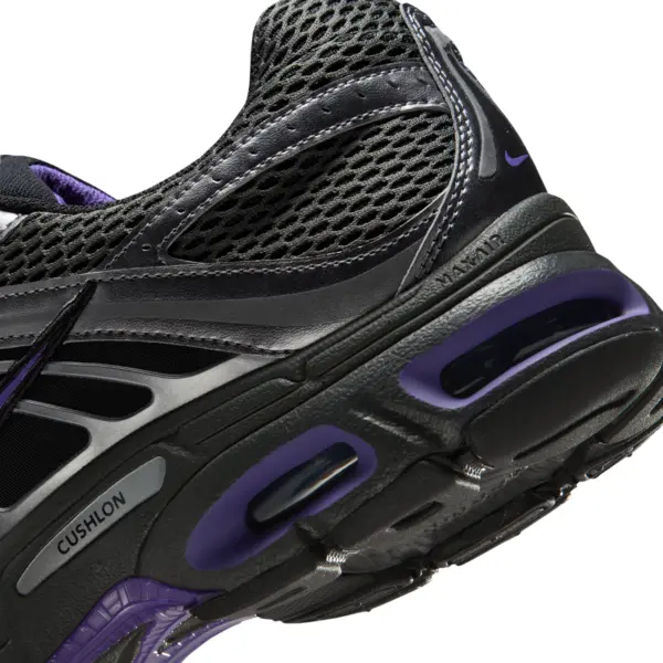 Nike Air Max Moto 2k Sneakers - Grey