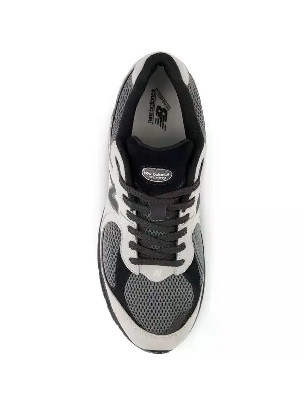 NEW BALANCE Logo-patch Sneakers - Grey