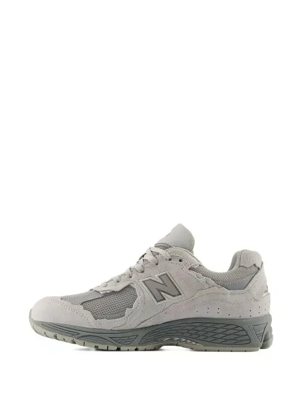 NEW BALANCE 2002r Sneakers - Grey
