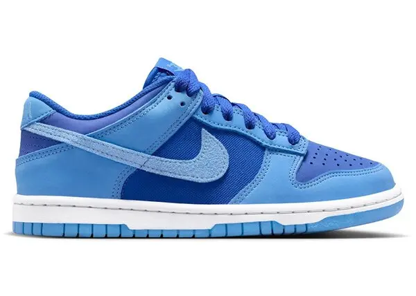 Nike Dunk Low Se Sneakers