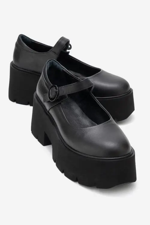 FOREVER & ALWAYS SHOES Orina Leather Platform Mary Jane Shoe - Black
