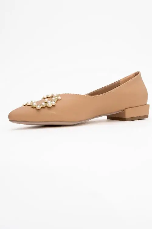 PROLOGUE SHOES Ghent Pearl-embellished Ballet Flat