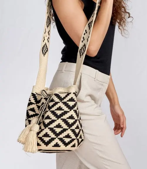 ONE THREAD COLLECTIVE Maribel Cross-body Bag - Beige + Black