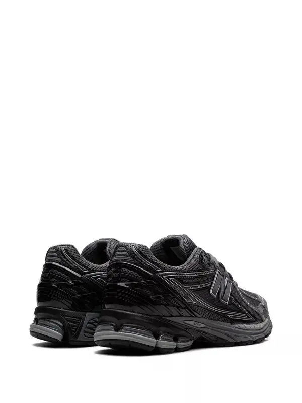 NEW BALANCE 1906r Sneakers