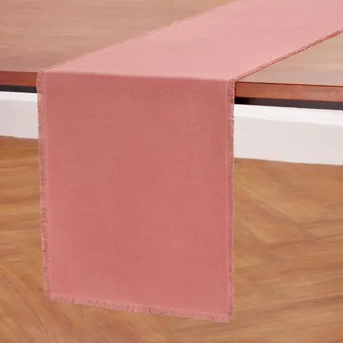 SOLINO HOME Linen Table Runnerfringe - Dusty Rose