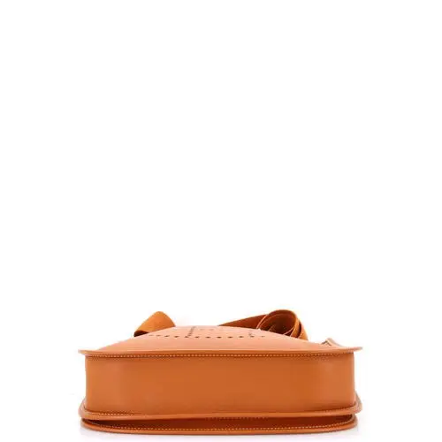 Hermès Evelyne Bag Gen Iii Epsom Pm - Gold