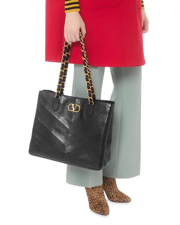 Valentino Garavani Laseine Vlogo Leather Tote Bag - Black