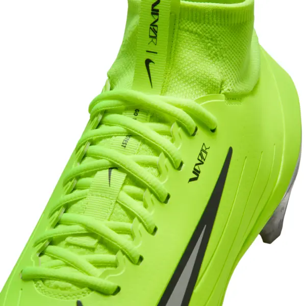 Nike Football Cleats - Yellow
