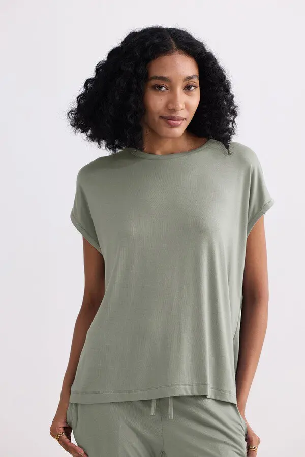 REISTOR Relaxed Tee - Olive