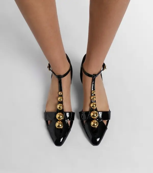 Chloé Cleia Studded Patent Leather Wedges - Black