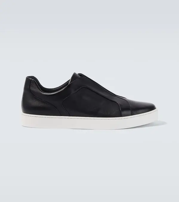 Manolo Blahnik Agilio Leather Sneakers - Black