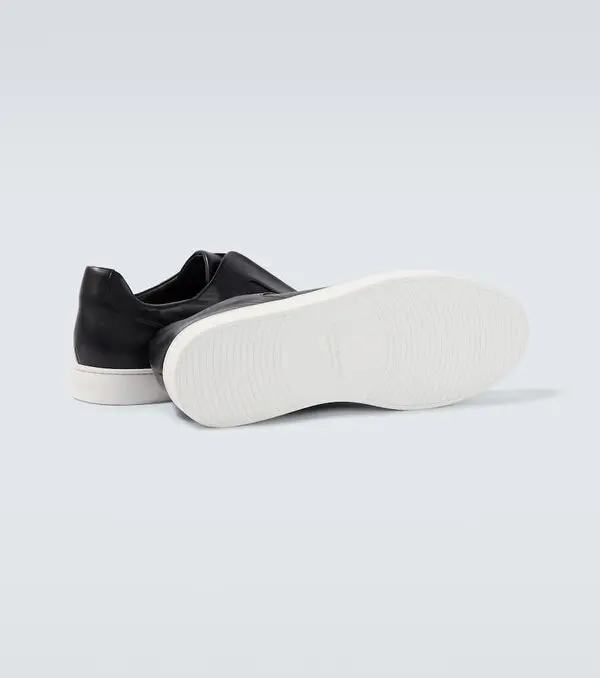 Manolo Blahnik Agilio Leather Sneakers - Black