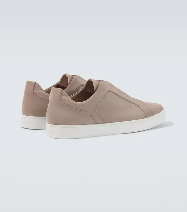 Manolo Blahnik Agilio Suede Sneakers - Beige