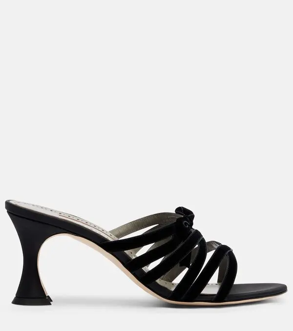 Manolo Blahnik Clementel 70 Velvet Mules - Black