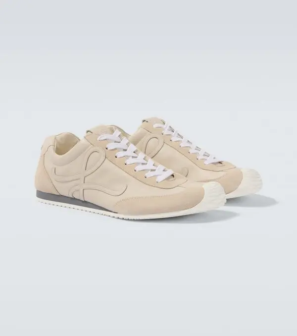 Loewe Ballet Runner 2.0 Sneakers In Suede And Leather - Beige