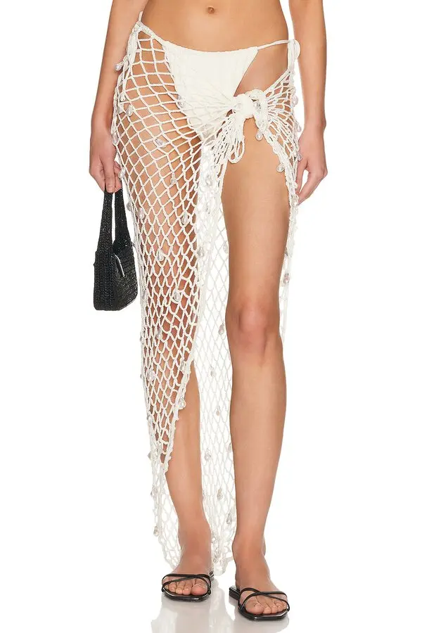 LA PORTE Net Pearl Sarong - White