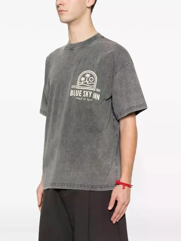 BLUE SKY INN Resort Logo T-shirt
