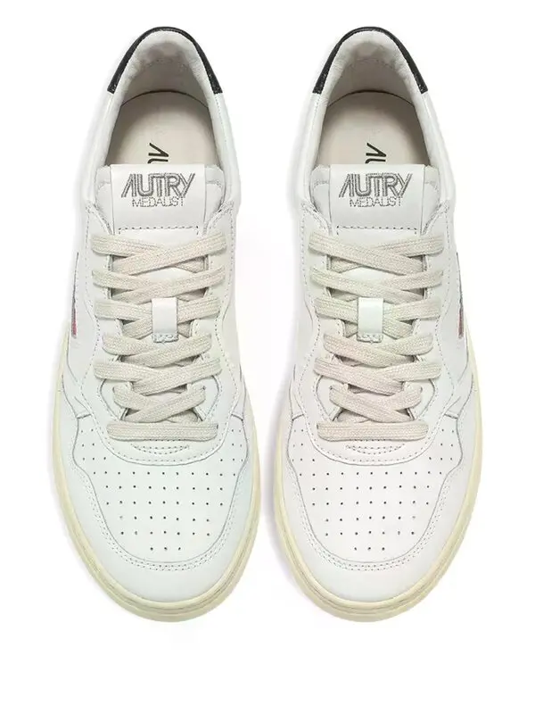 AUTRY Medalist Sneakers