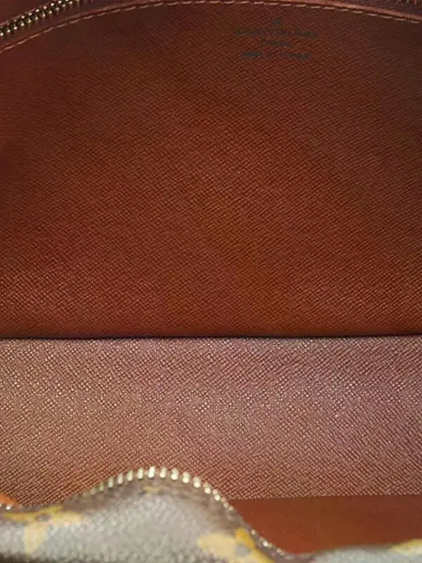 LOUIS VUITTON 2005 Monogram Trocadero 27 Crossbody Bag