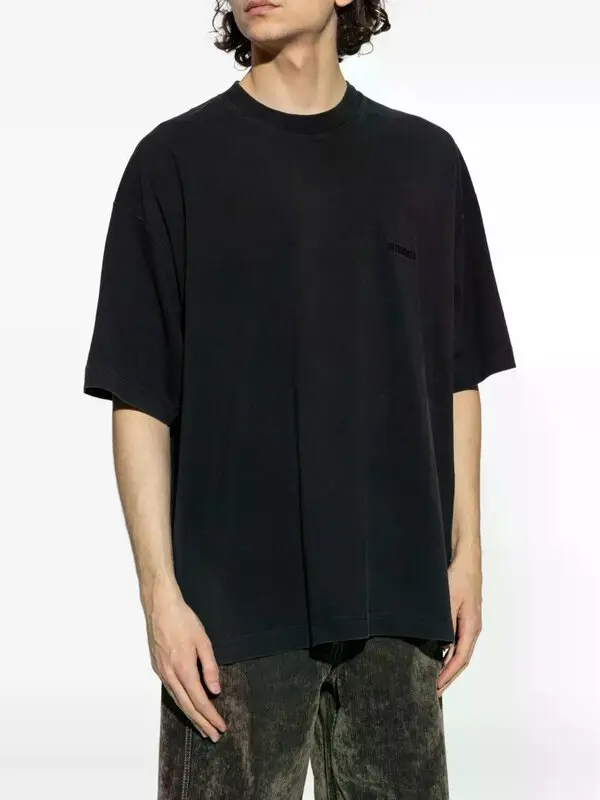 Vetements Embroidered-logo T-shirt