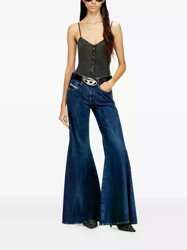 DIESEL® 1970 D-bleess 09n61 Flared Low-waist Jeans
