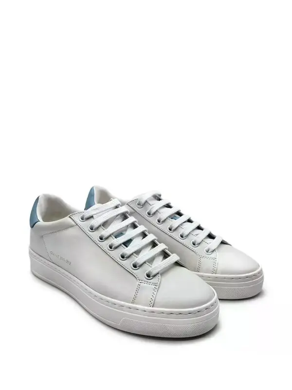 CU | LT ESSENCE Lace-up Sneakers