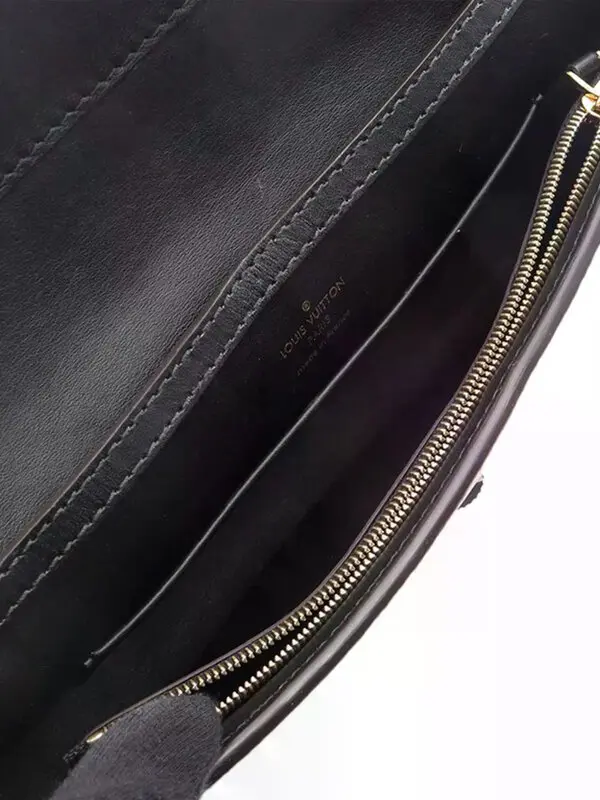 LOUIS VUITTON 2017 Monogram Reverse Column Clutch