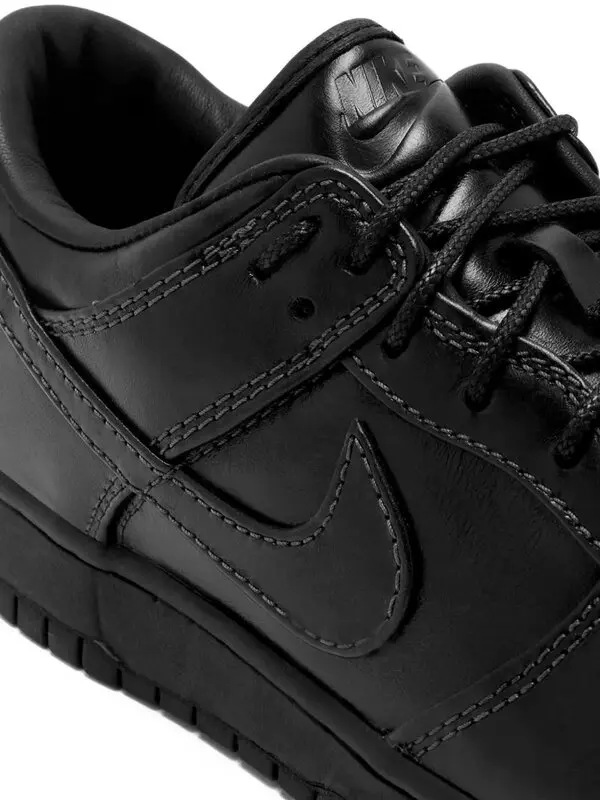 Nike Dunk Low Logo-detail Sneakers