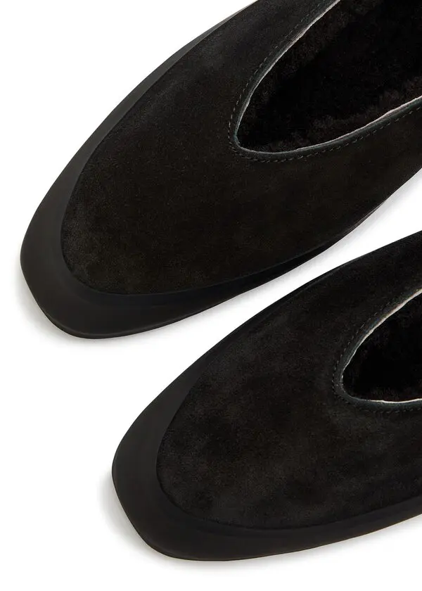 Le Monde Beryl Apres Ski Suede Ballet Flats - Black