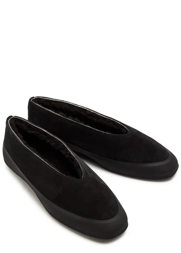 Le Monde Beryl Apres Ski Suede Ballet Flats - Black