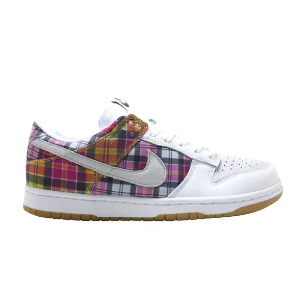 Nike Dunk Low Sneakers