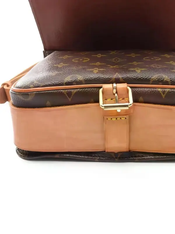 LOUIS VUITTON 2000s Monogram Shoulder Bag