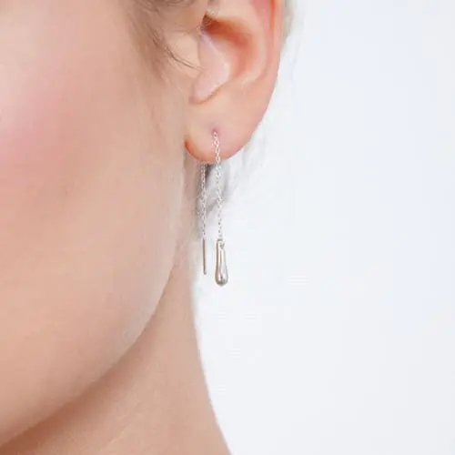 LUCY QUARTERMAINE Short Feeder Drop Earrings - Sterling Silver