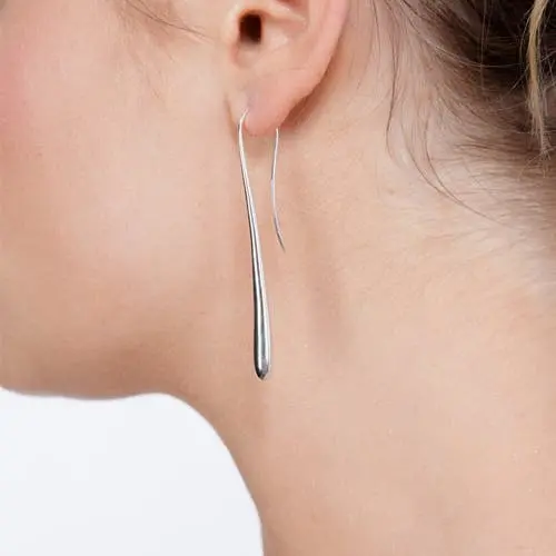 LUCY QUARTERMAINE Long Drop Earrings