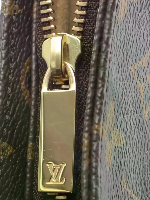 LOUIS VUITTON 2003 Mm Looping Shoulder Bag